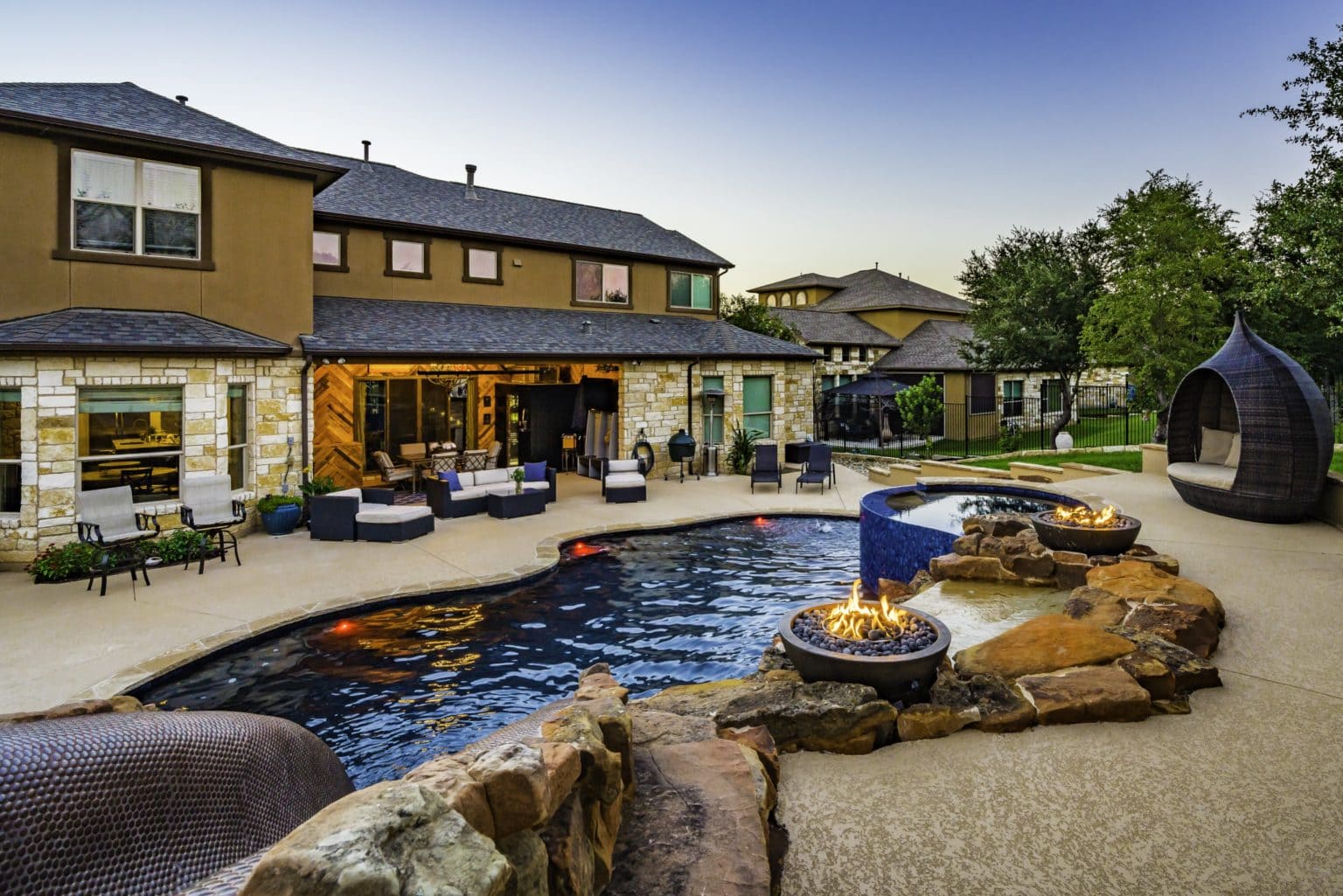 About | KB Custom Pools